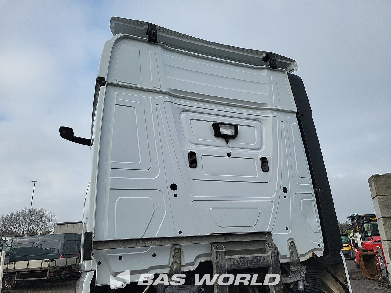 Mercedes Actros 2553 6X2 Lagab Swap body trucks - BAS World