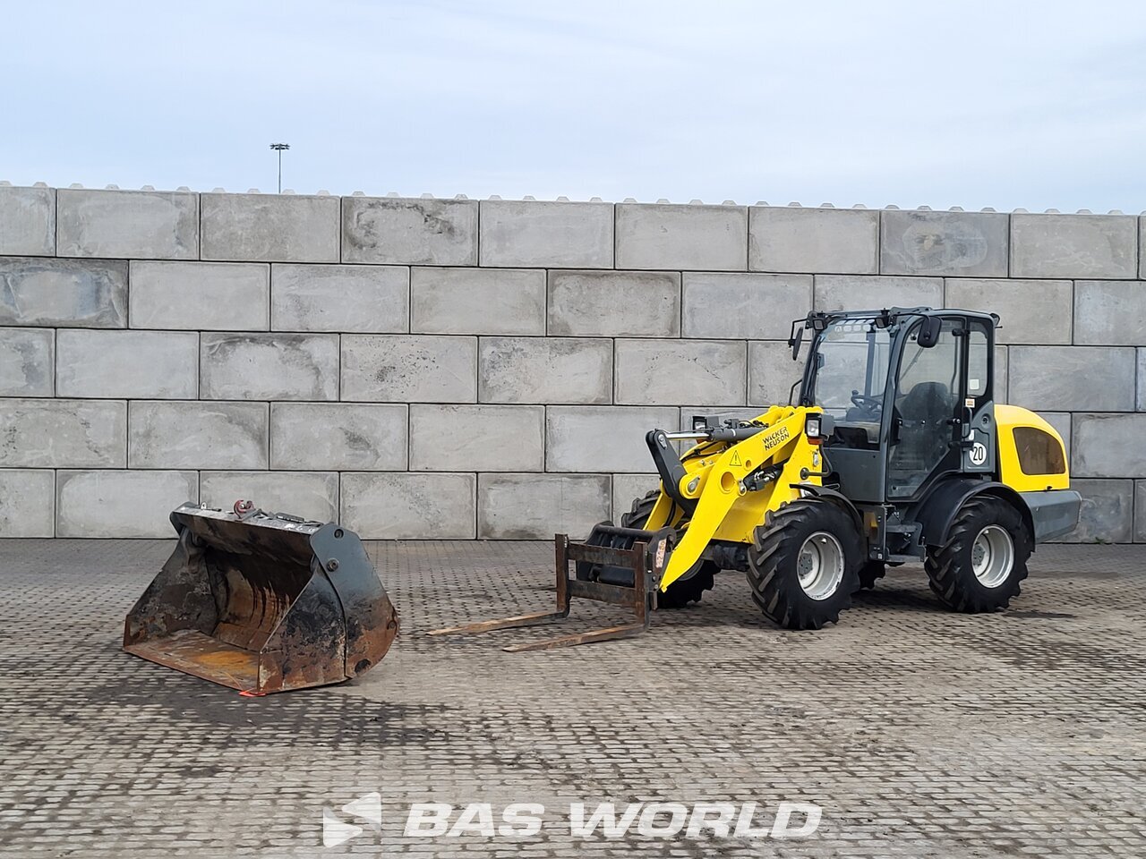 Wacker Neuson WL 44 Încărcător frontal pe roți - BAS World