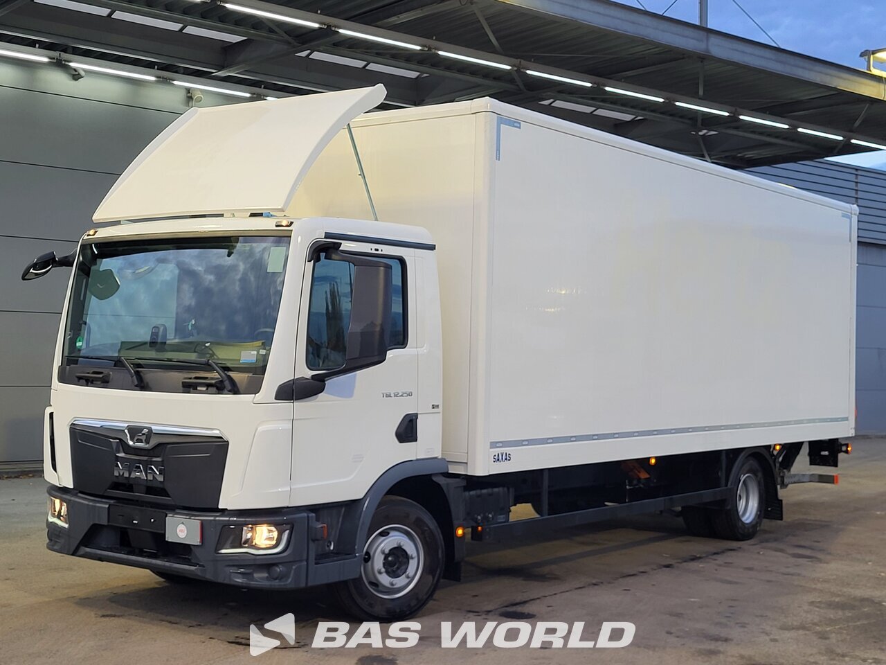 MAN TGL 12.250 4X2 Saxas Karosser för sluten lastbil - BAS World