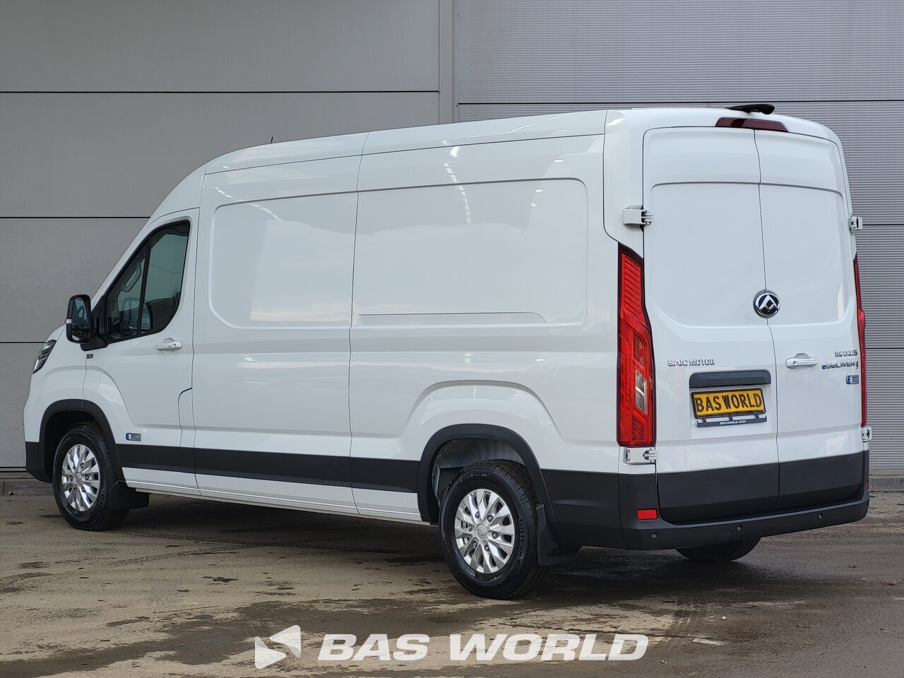 Maxus Closed box van - BAS World