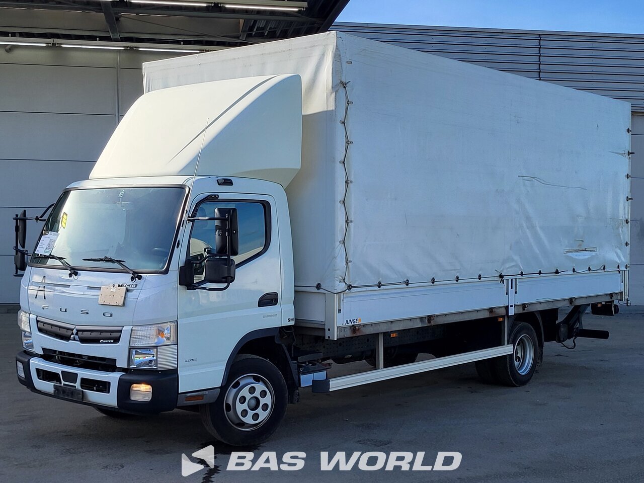 Mitsubishi Fuso 7C 18 4X2 Junge Curtainside Truck - BAS World