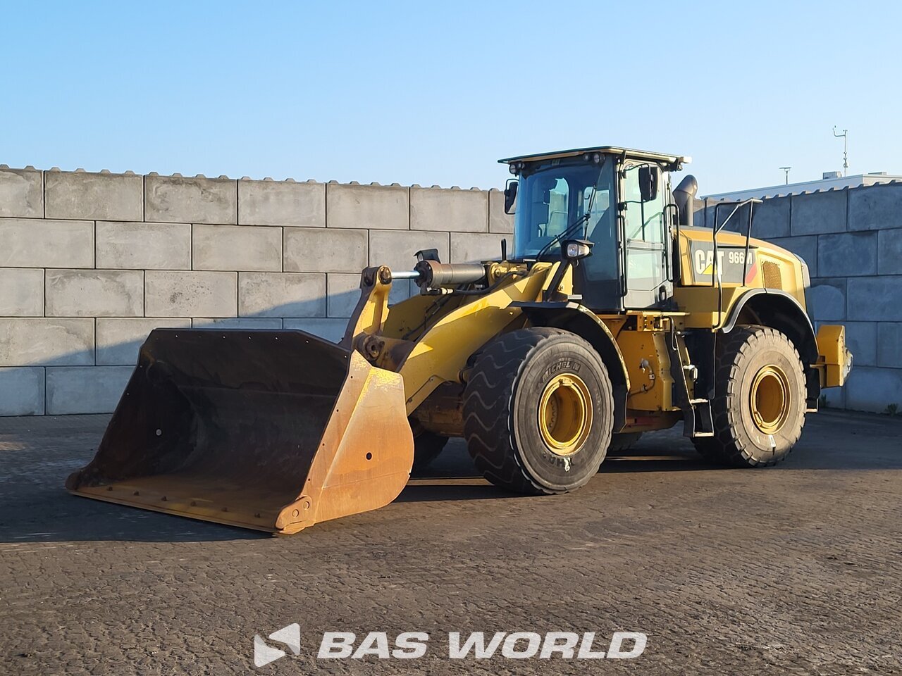 Caterpillar 966 M Wheel loader - BAS World