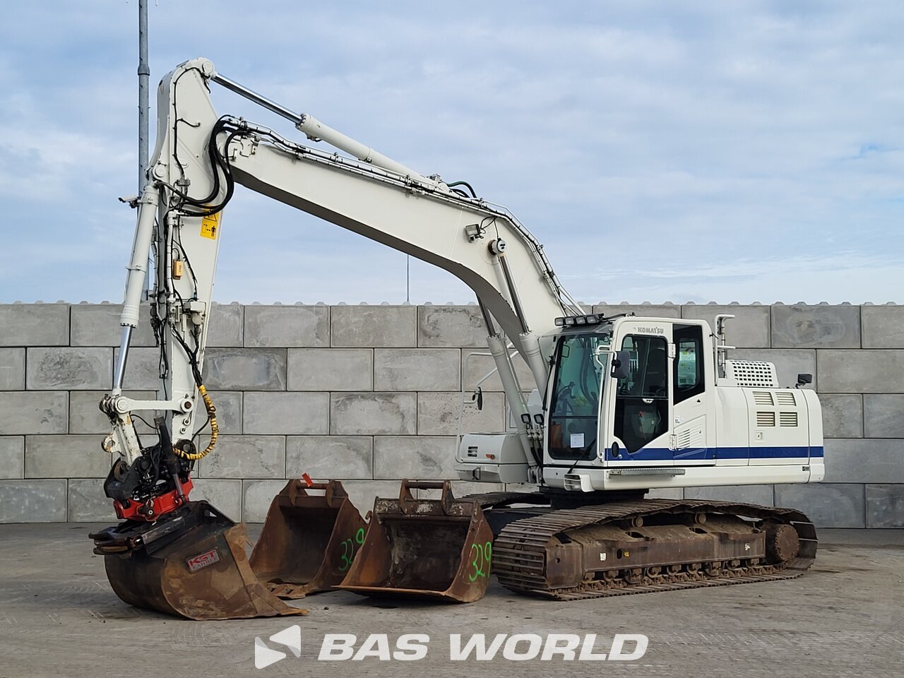 Komatsu PC210 LC-10 escavatore cingolato - BAS World