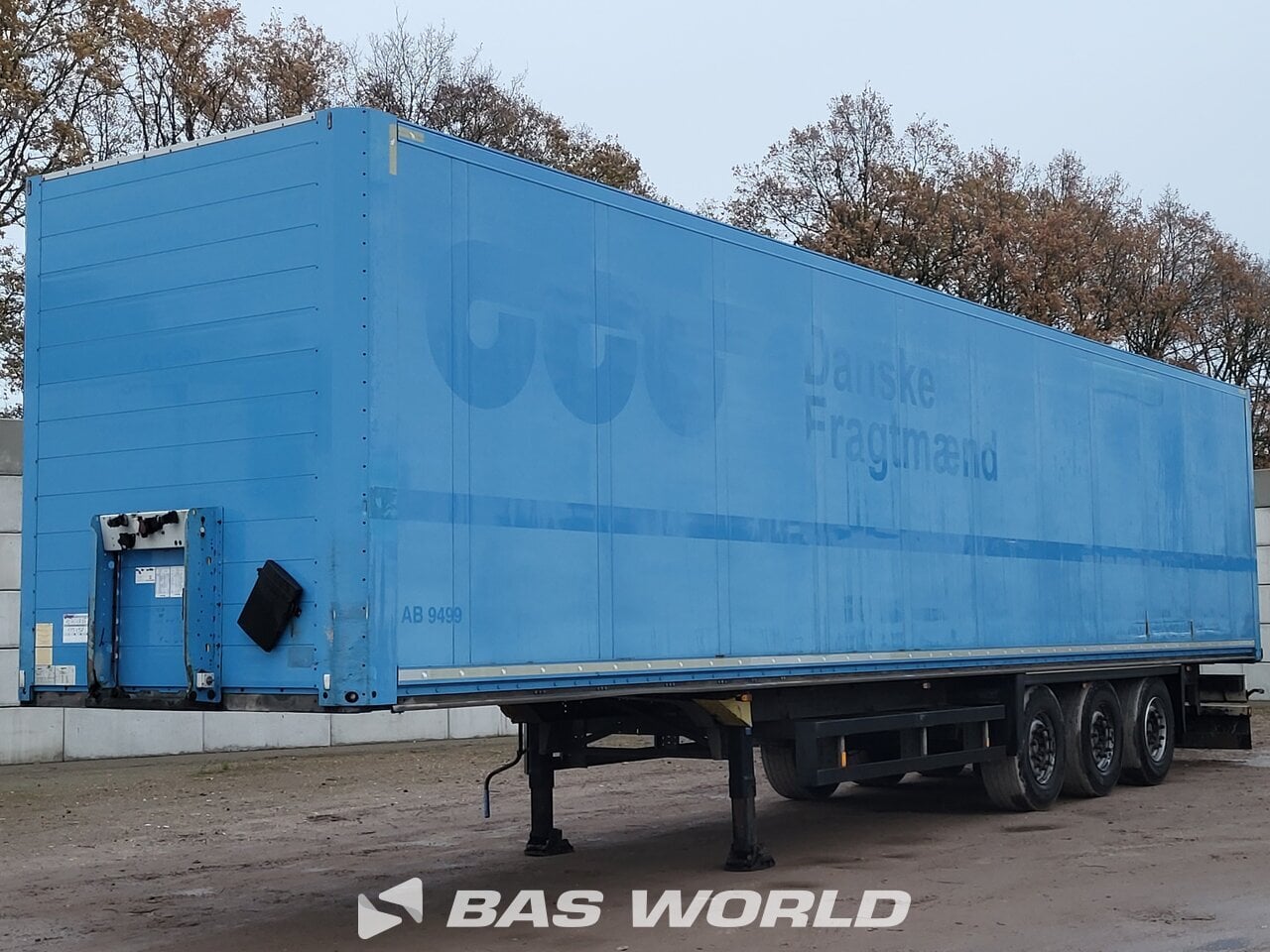 Schmitz Closed Box semi trailer - BAS World