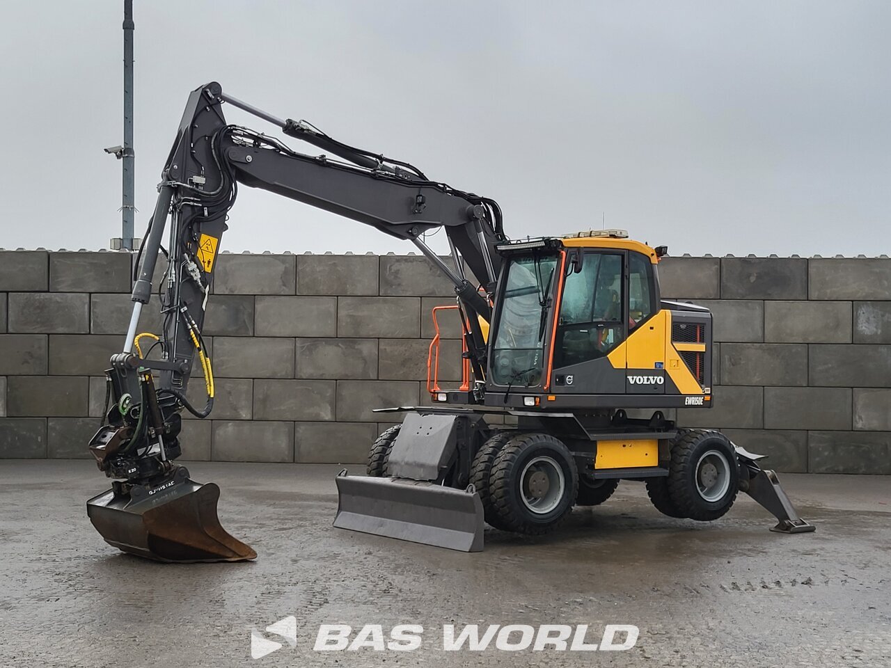 Volvo EWR150 E Excavadoras de ruedas - BAS World