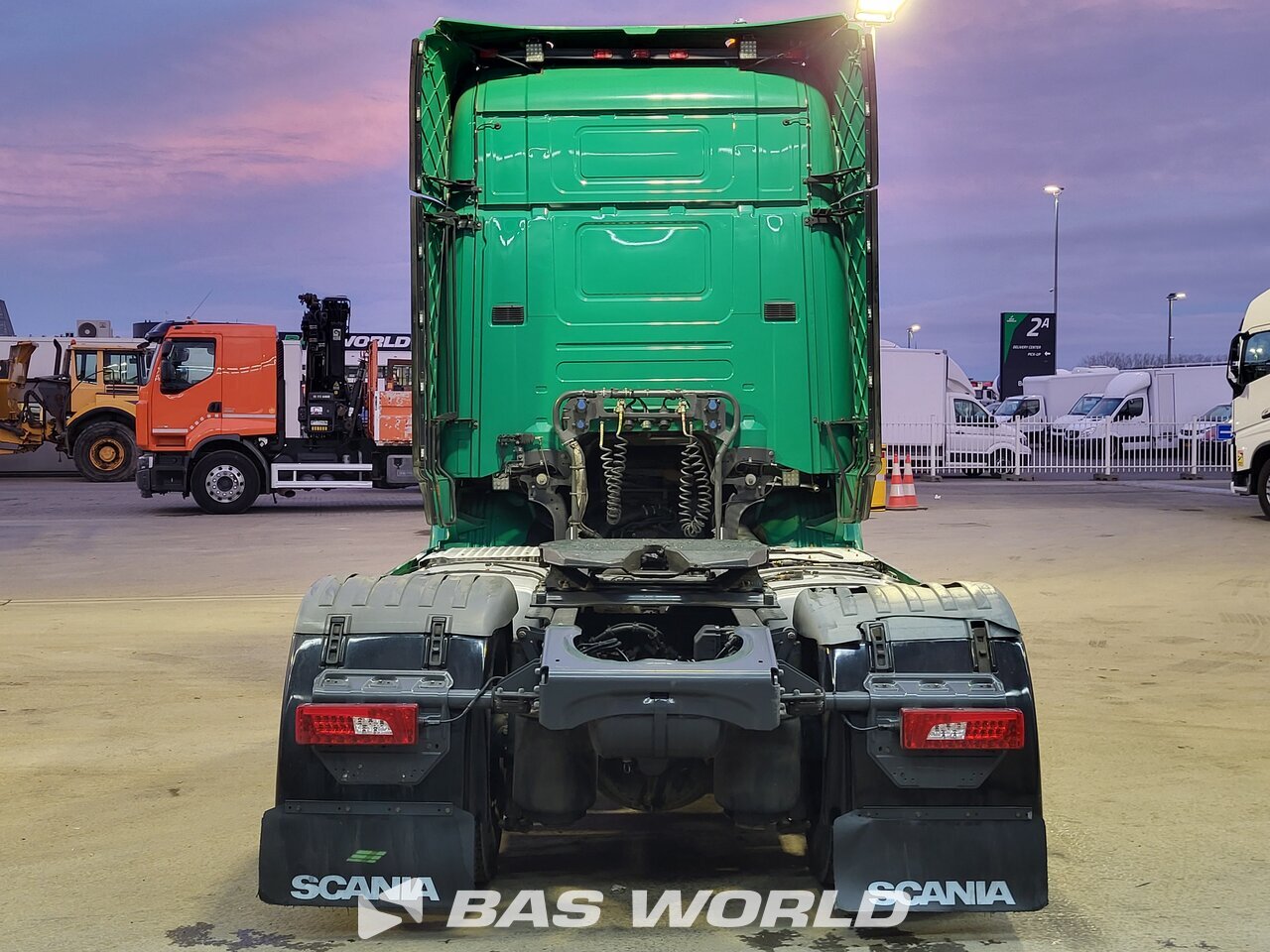 Scania R490 4X2 Tractor Unit - BAS World