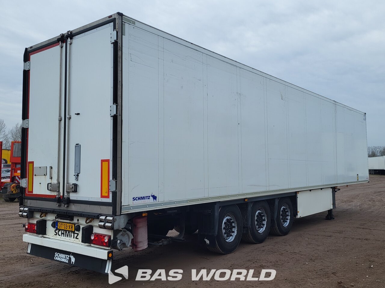 Schmitz Koeloplegger - BAS World