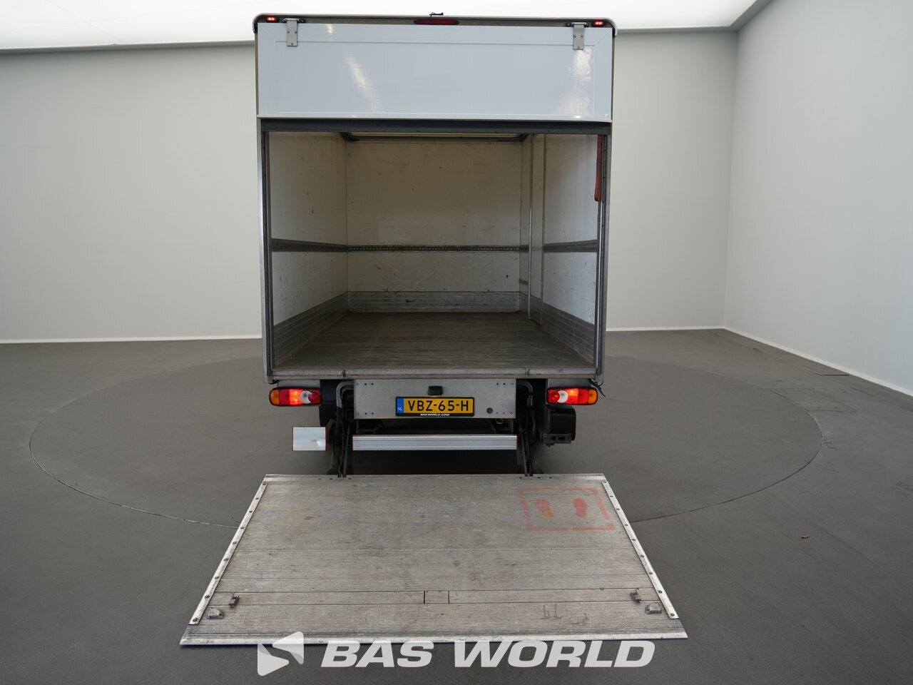 Mercedes Sprinter 316 CDI Box body - BAS World