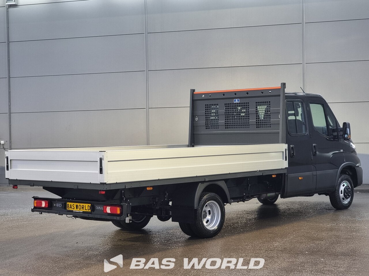 Iveco Daily 35C21 lätt nyttofordon Flakbilar 2024 lätt nyttofordon ...