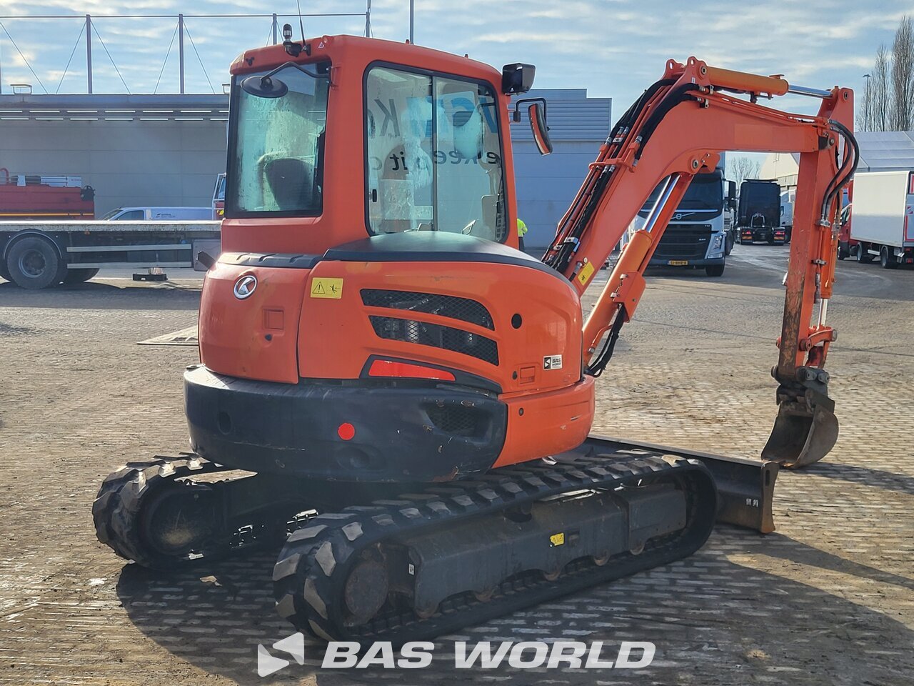 Kubota U55-4 Track Machine de construction 2015 Machine de construction - BAS World