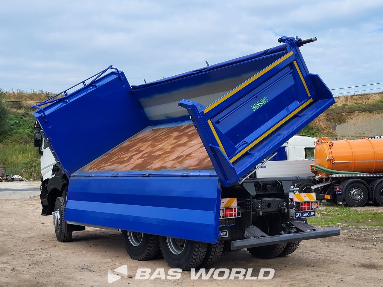 Renault K 430 6X6 Tipper Truck New Tipper Truck - BAS World